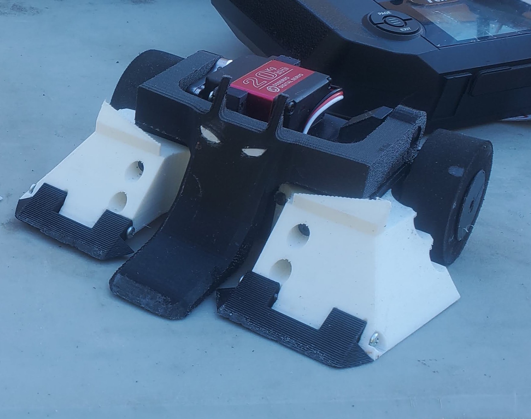 Kerfuffle- 1lb Plastic Antweight – Bone Dead Robotics